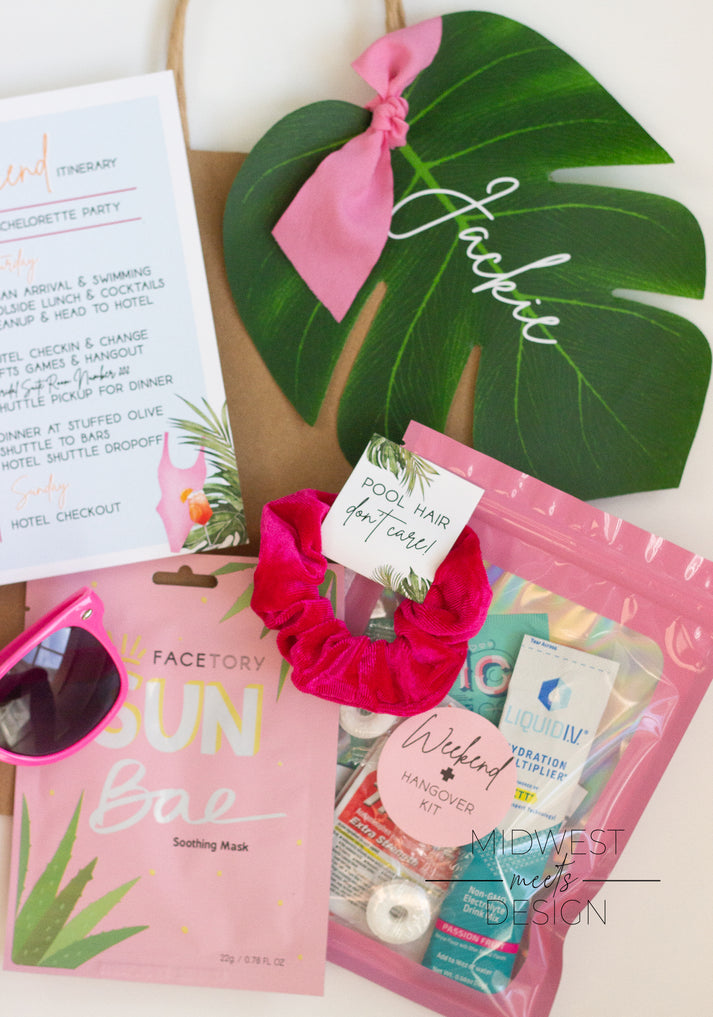 Customized Monstera/Palm Leaf Name Tag - Bachelorette or Gift Tag ...